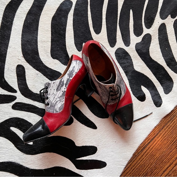 John Fluevog | Shoes | John Fluevog Twotoned Laceup Heels In Red Black ...